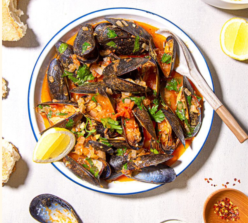 Spicy Steamed Mussels | LA CUISINE DE CHAU